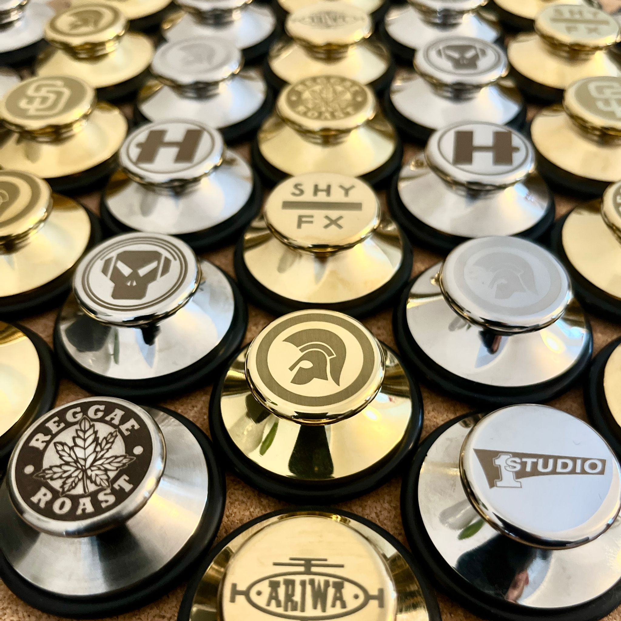 Customise Your 45 Adapters! – Reggae Roast